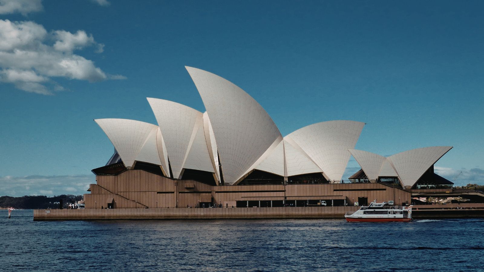 How Sydney's Tight Urban Layout Shapes the Way Demolition Is Done Today ...